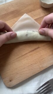 Homemade Spinach and Feta Spring Rolls - The Veggie YaYa