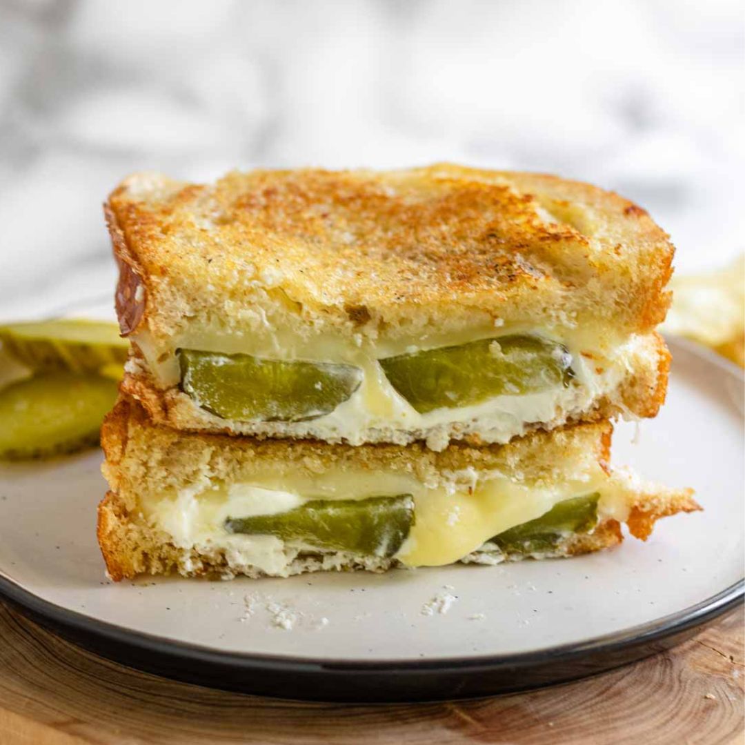 Cheese and onion toastie recipe - The Veggie YaYa