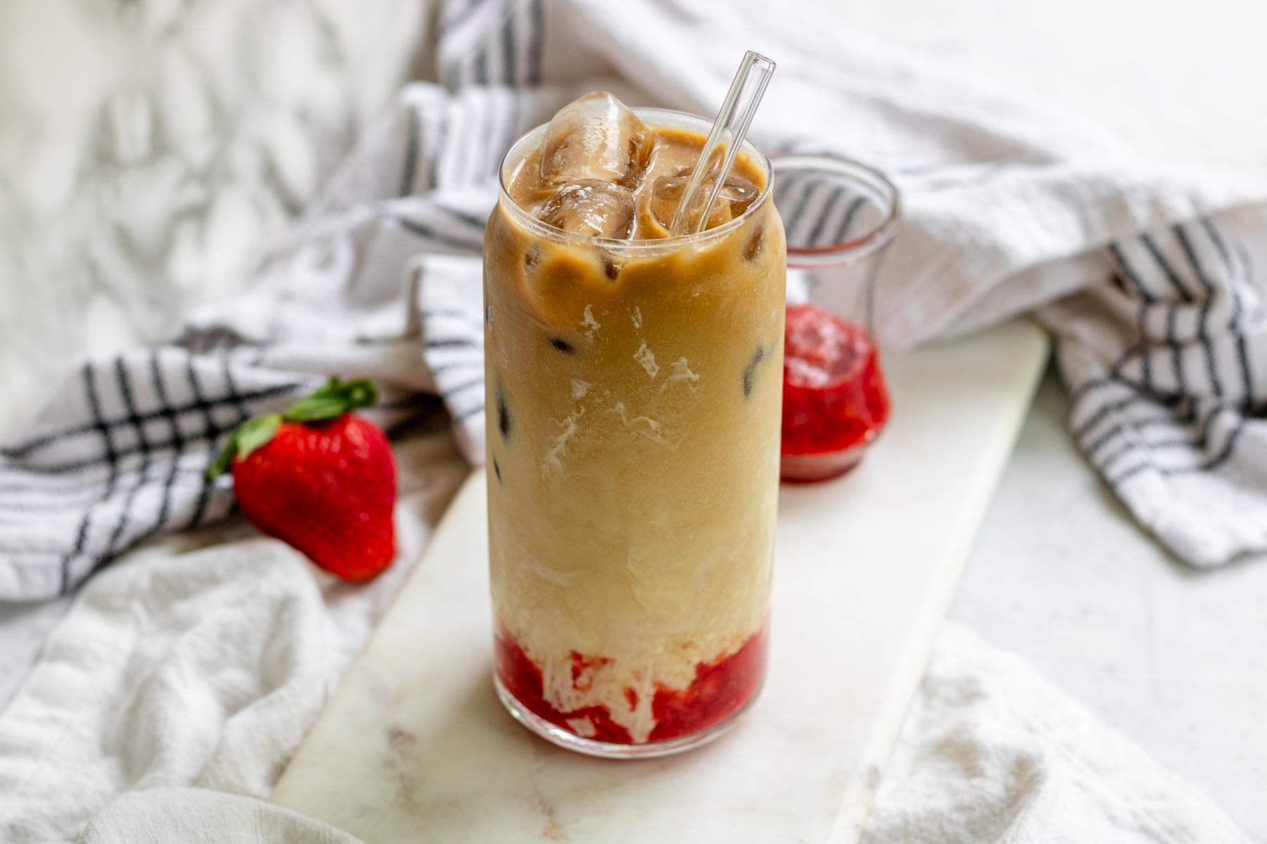 Homemade Iced Strawberry Latte Recipe - The Veggie YaYa